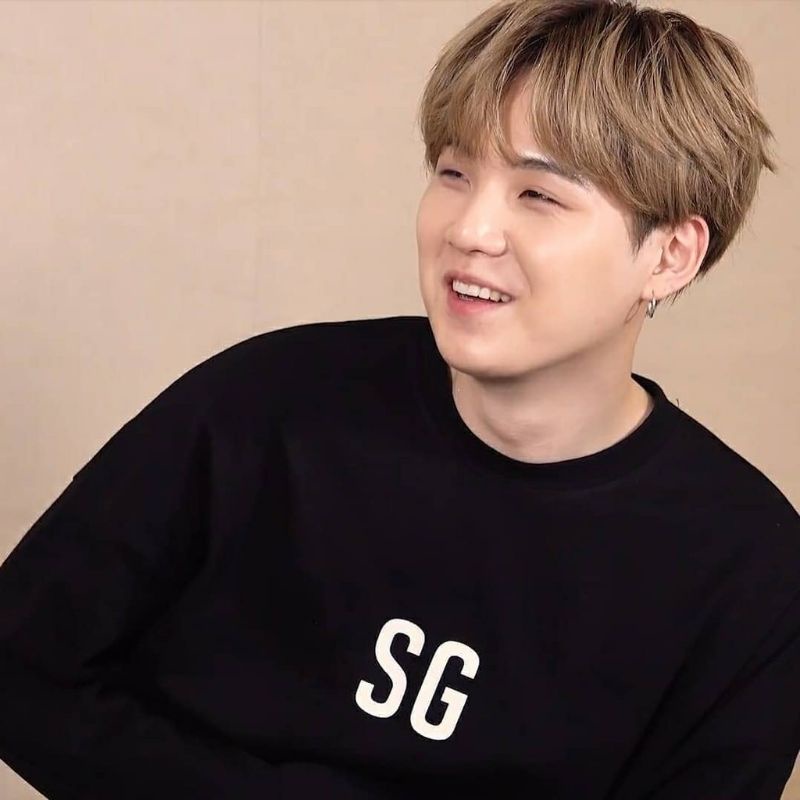 Jual BAJU K-POP BTS SG SUGA LOGO PUTIH BAJU K-POP KOREA BAJU KAOS BAJU MURAH BAJU BRANDED BAJU ...