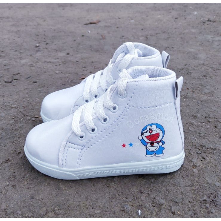 Jual Sepatu Boot Lucu Anak Motif Doraemon Putih Biru Murah | Shopee ...