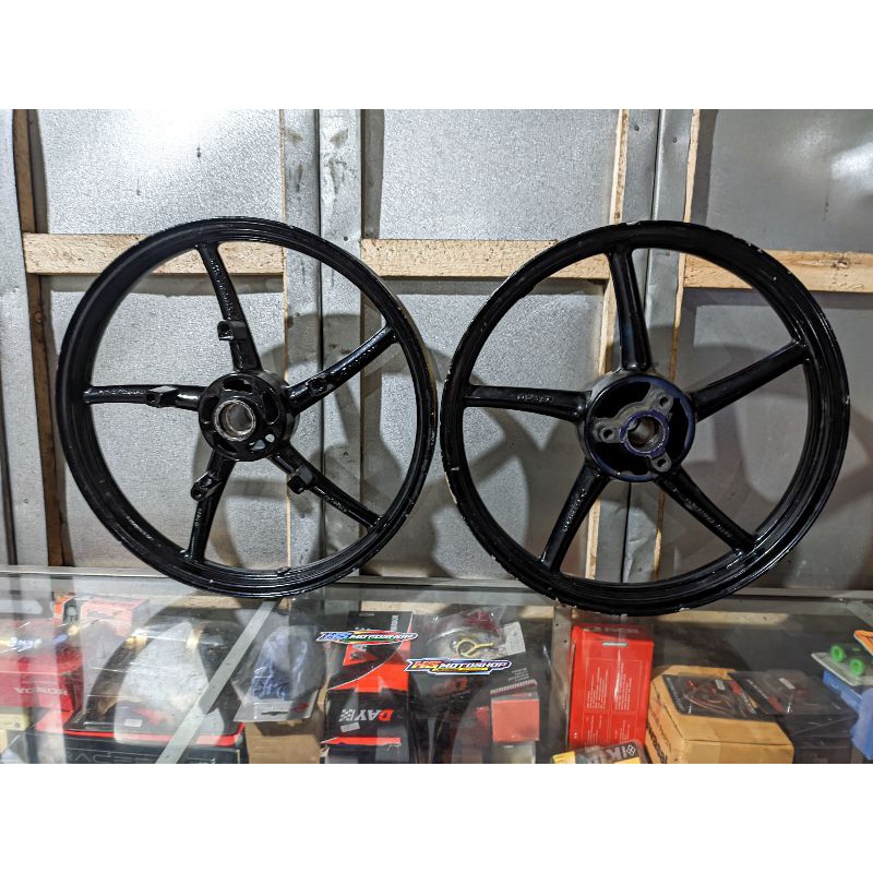 Jual velg palek rcb sp522 racingboy satria fu suzuki gsx 150 ori rcb ...