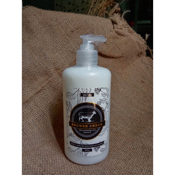 Jual INIKA Sheeps Milk Shower Cream/Sabun Mandi Susu Domba 500g ...