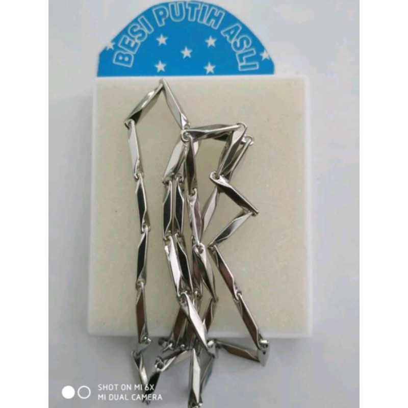 Jual BESI PUTIH AMBON. kalung model lancip berangkai. | Shopee Indonesia
