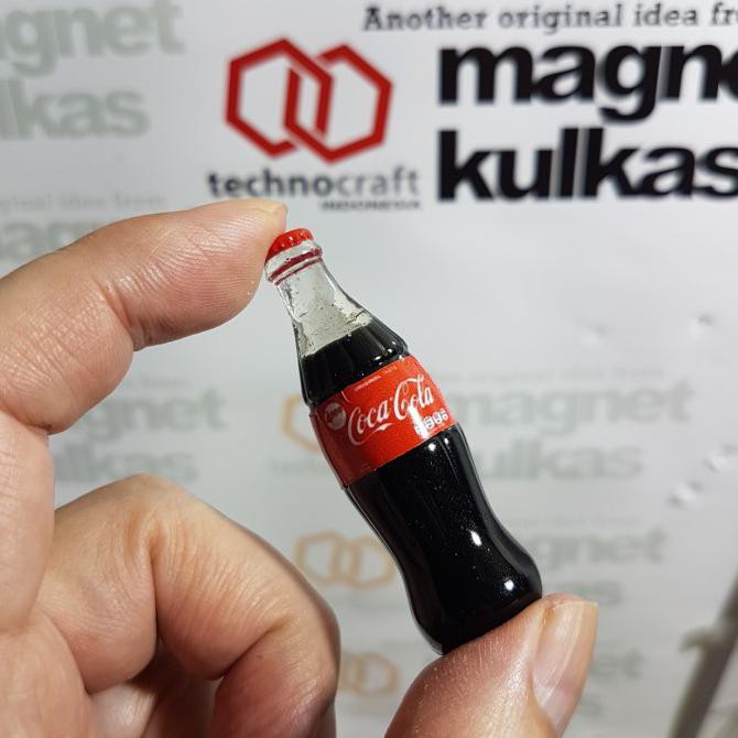 Jual Sale!! Magnet kulkas miniatur botol Coca Cola | Shopee Indonesia
