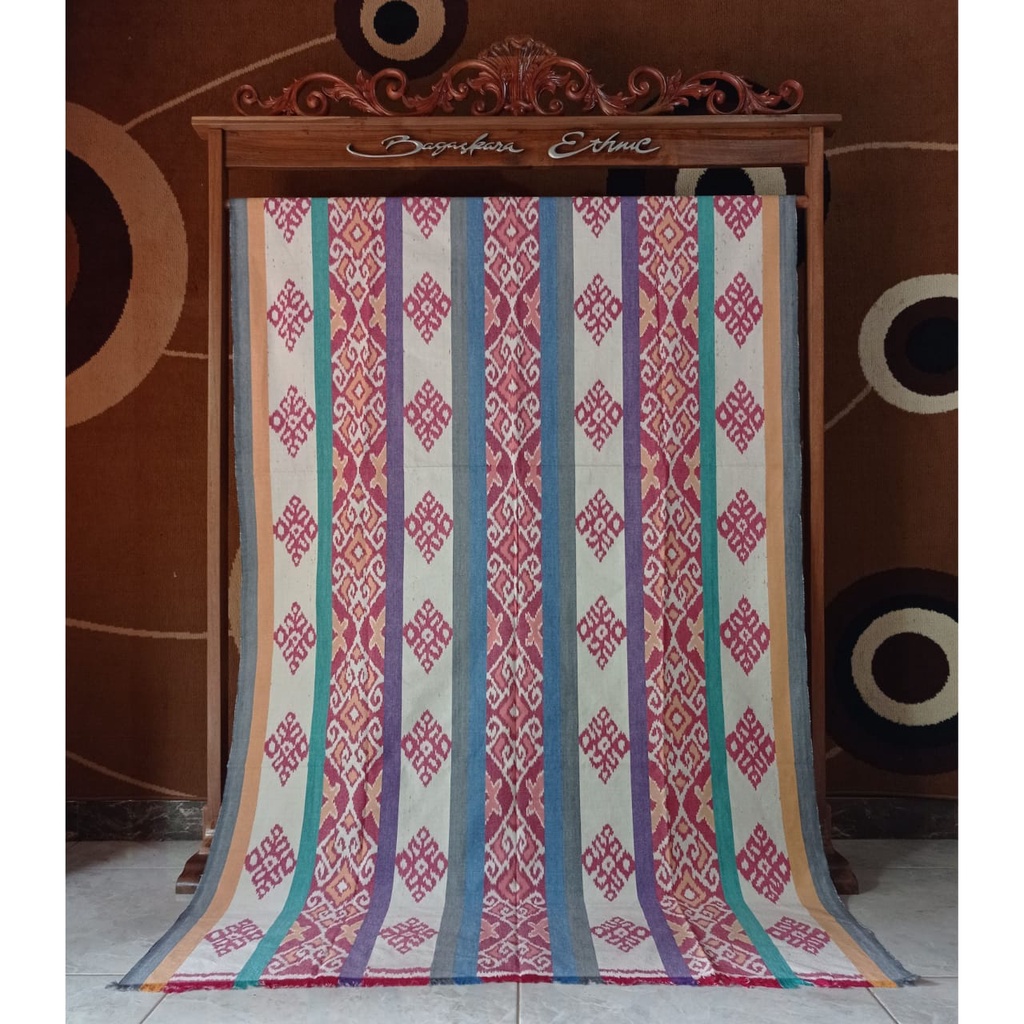 Jual Kain Tenun Ikat Blanket Etnik Rote - Tenun Ikat Tradisional ...