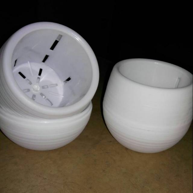 Jual Pot Bulat Sarang Lebah/Tawon, cocok untuk Flytrap, ada tatakan ...