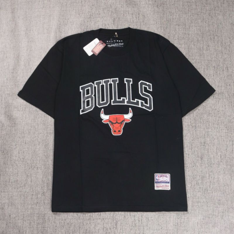 Jual T-shirt Kaos Baju Basket NBA Bulls Mitchell & Ness Limited Edition ...