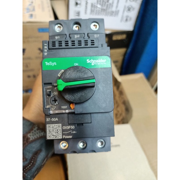 Jual MOTOR CIRCUIT BREAKER GV3P50 37-50A SCHNEIDER | Shopee Indonesia