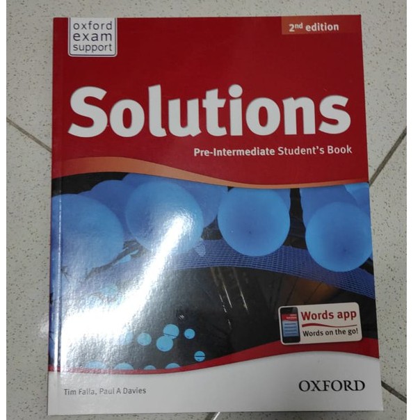 Jual Solutions Pre-Intermediate Student's Book 2nd edition | Shopee ...