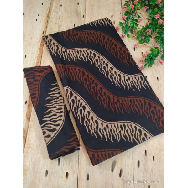 Jual KAIN BATIK LAWASAN KAIN BATIK GENESAN SENO LIRIS | Shopee Indonesia