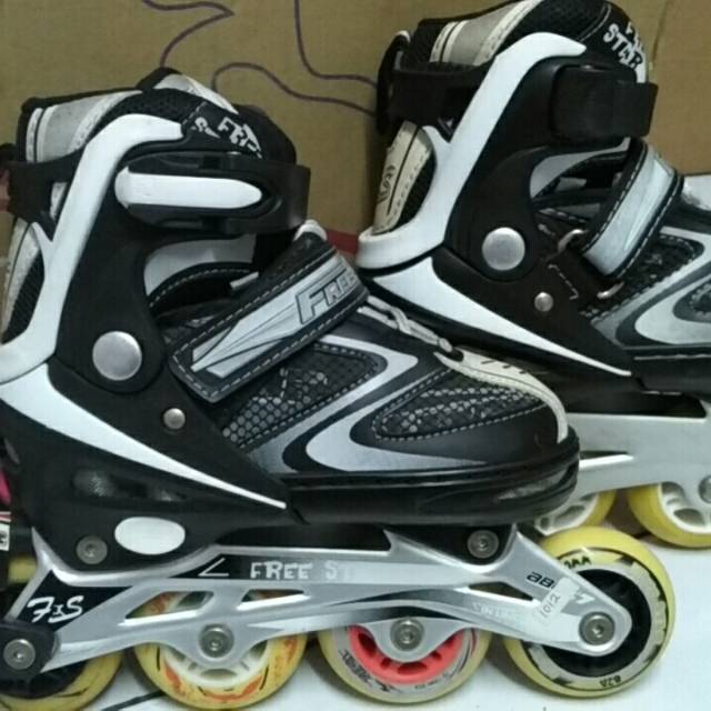 Jual SEPATU RODA FULL KARET READY S M L deep | Shopee Indonesia
