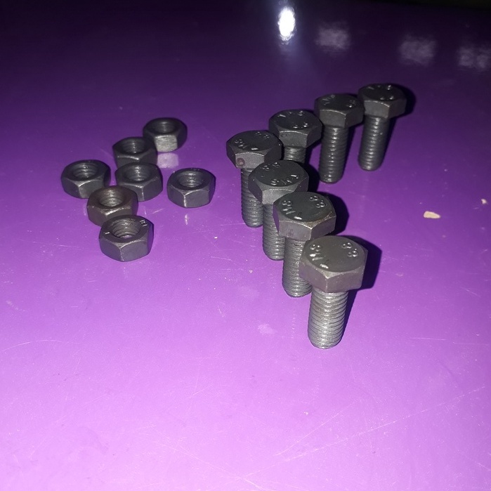 Jual Baut+Mur baja M 10X20 /bolt nut 8.8 /hitam baja/kunci 17 | Shopee ...