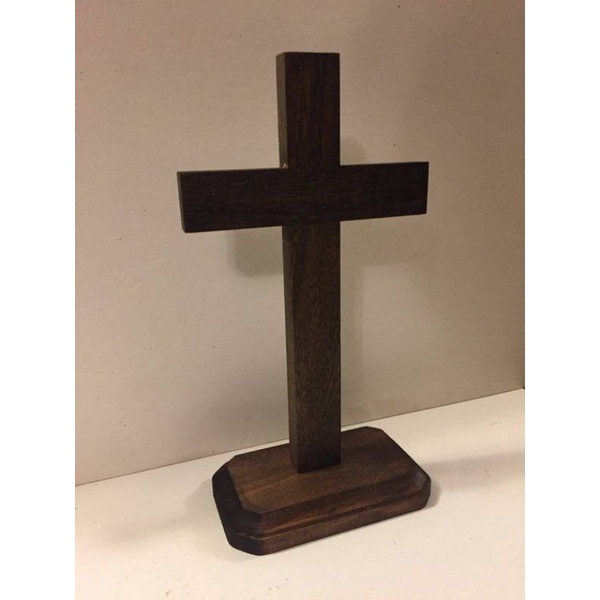 Jual Salib duduk kayu jati salib duduk meja salib katolik saib gantung ...