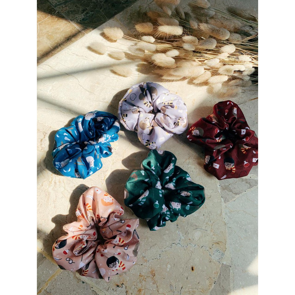 Jual Scrunchie Wizard Edition | Shopee Indonesia