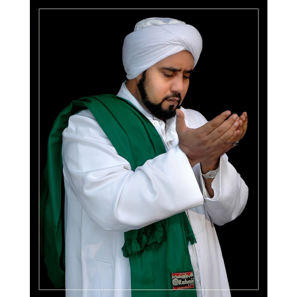 Jual Foto spanduk Habib Syech bin abdul qodir assegaf poster habib syech assegaf hiasan dinding ...