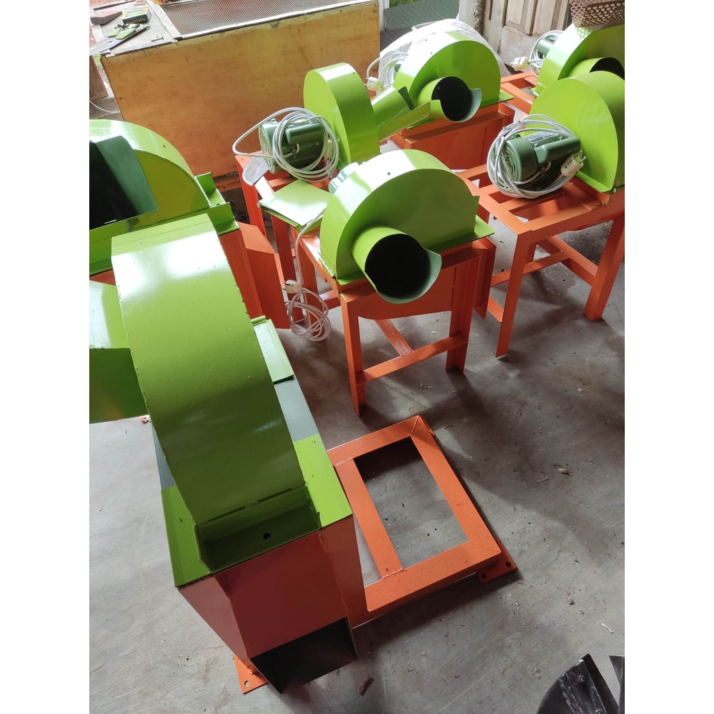 Jual Mesin copper Pencacah Rumput Otomatis Mesin pakan ternak Cacah ...