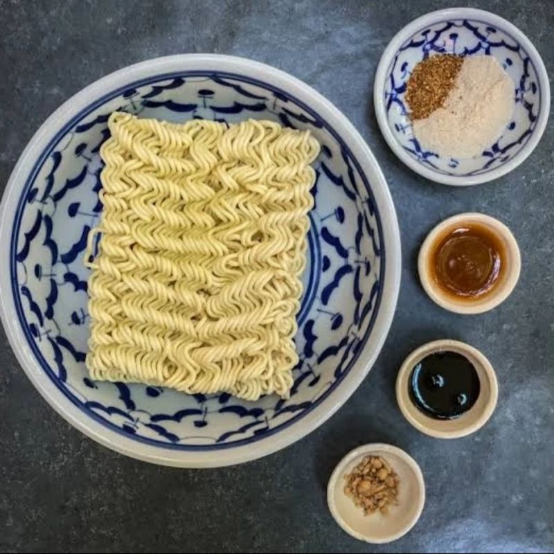 Jual Indomie Goreng Rasa Sate varian lama edisi Satay Flavour impor ...