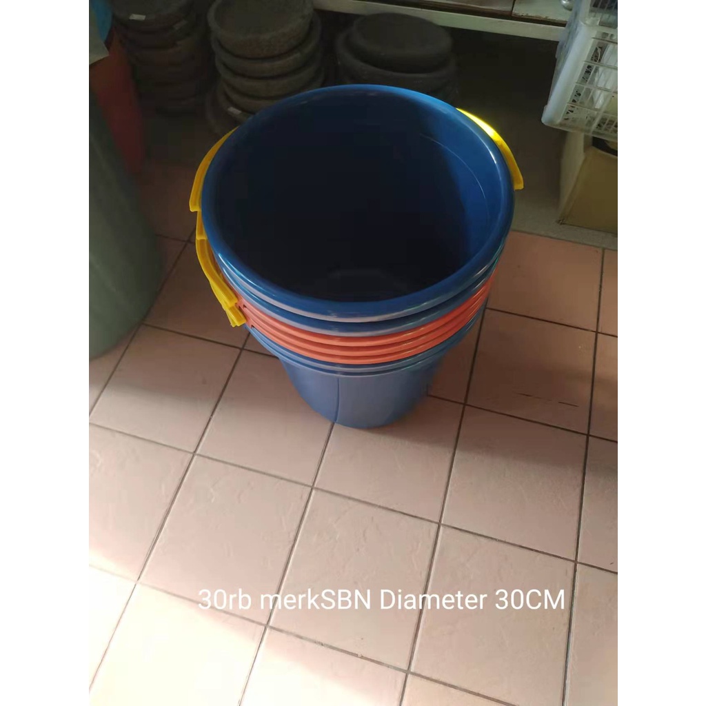 Jual EMBER MERK SBNGROUP UKURAN DIAMETER 30CM | Shopee Indonesia
