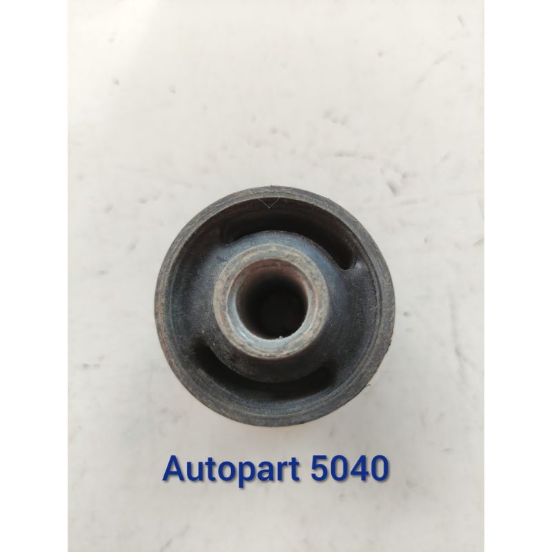Jual Bushing rear lower arm bos sayap bush kapak belakang bawah avanza ...