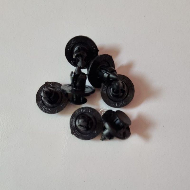 Jual kancing clip bumper Nissan Livina Evalia March Xtrail Datsun ...