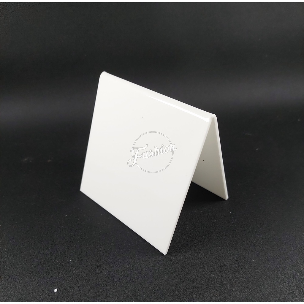 Jual nomer meja akrilik (acrylic) segitiga putih TANPA CETAK NOMER ...