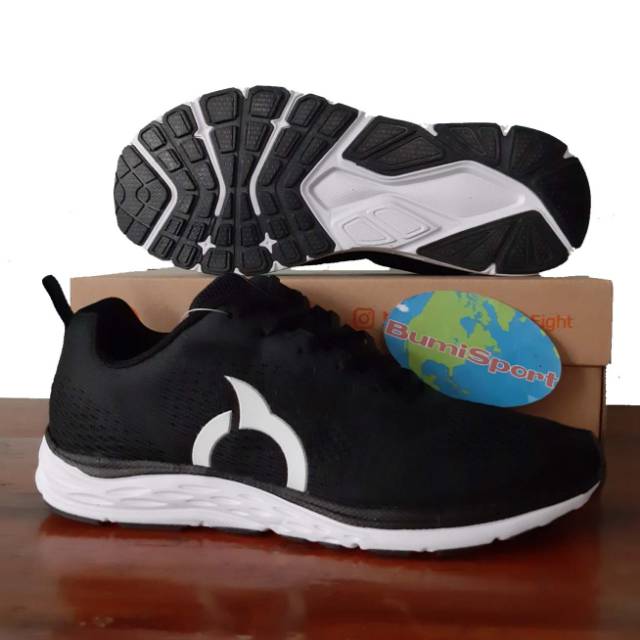 Jual Sepatu Running Ortuseight Vector Black/White Ortus Eight Original ...