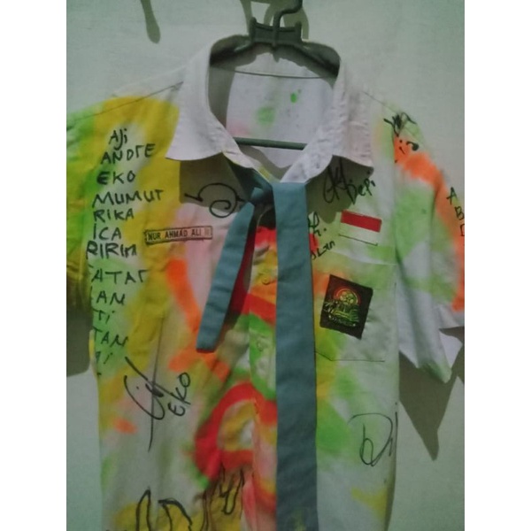 Jual BAJU SMA PERPISAHAN ADA TTD SANG MEGA BINTANG EKO SWETTY ...