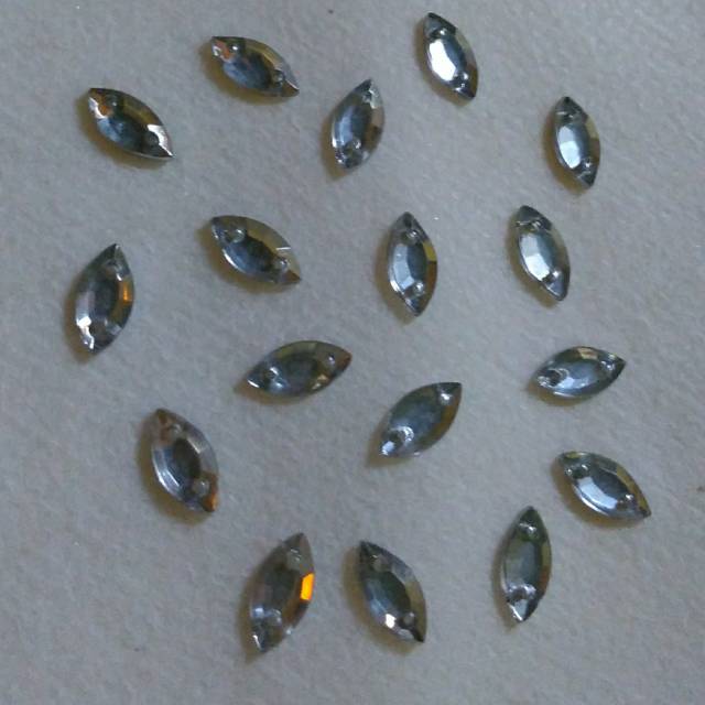 Jual Mote Manik Diamond Sampan kw2 10mm ( 2 lusin ) | Shopee Indonesia