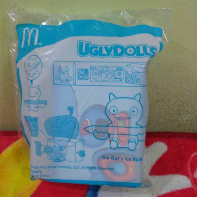 Jual Mainan MCD Uglydolls Ice Bat Ice Rink | Shopee Indonesia