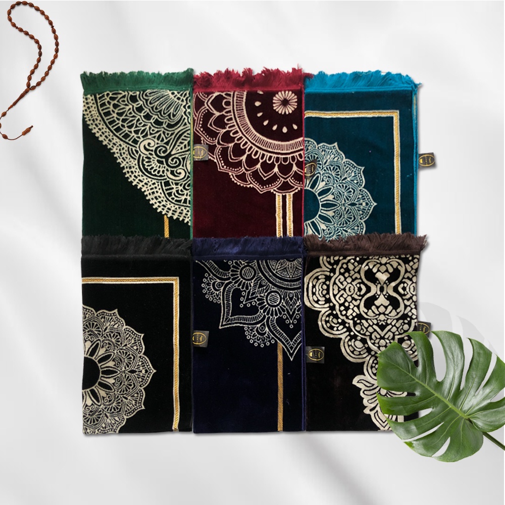Jual Sajadah Bludru Albeit Floral Lebar Simple Ukuran -+ 70 x 110 cm ...