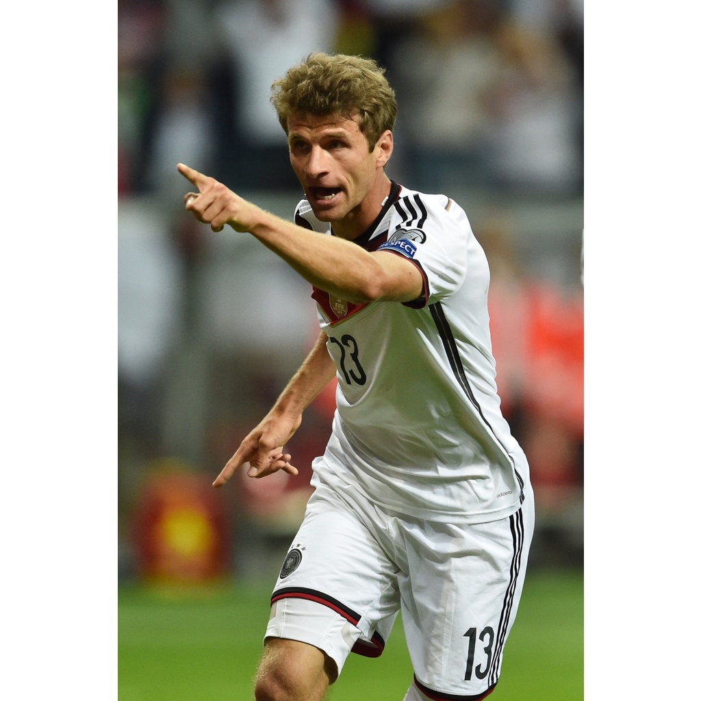 Jual FC BAYERN MUNCHEN | POSTER HIASAN DINDING | THOMAS MULLER / TIMNAS ...