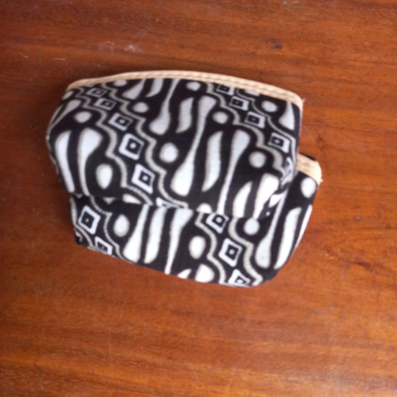 Jual Souvenir Dompet Koin Batik, Kotak (11 cm x 8 cm), Motif Batik Parang (pulau jawa) | Shopee ...