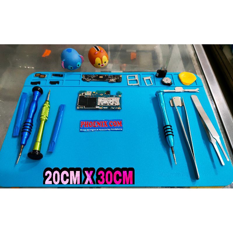 Jual KARPET ANTI PANAS 20X30 CM ALAS MEJA SERVICE ANTI PANAS SILICON ...