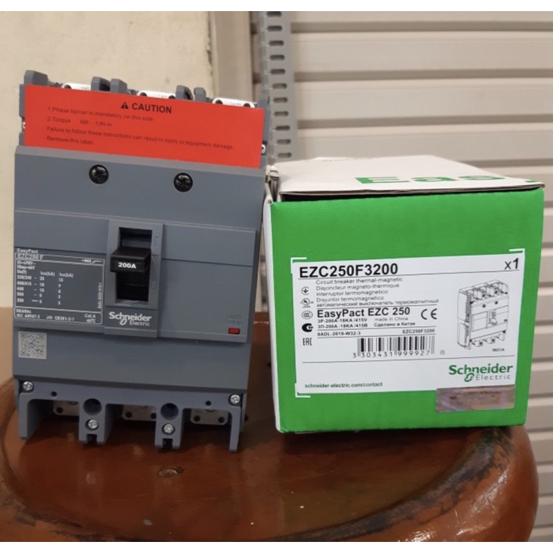 Jual MCCB Breaker 200A 3P Schneider | Shopee Indonesia