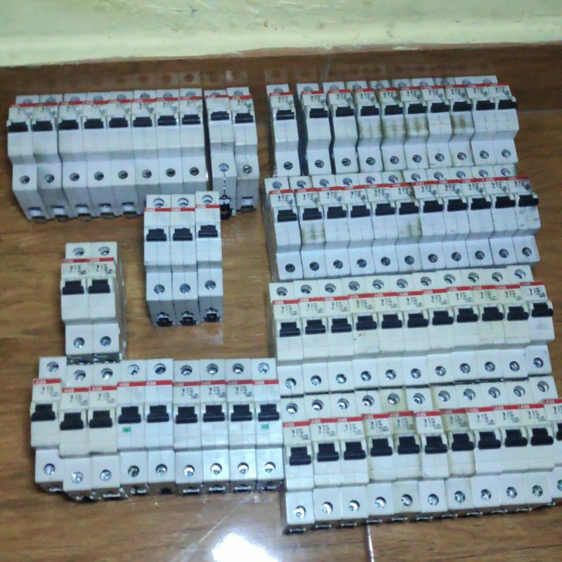 Jual Saklar/MCB ABB SH201 ( 6A 25A 32A 50A 63A ) | Shopee Indonesia