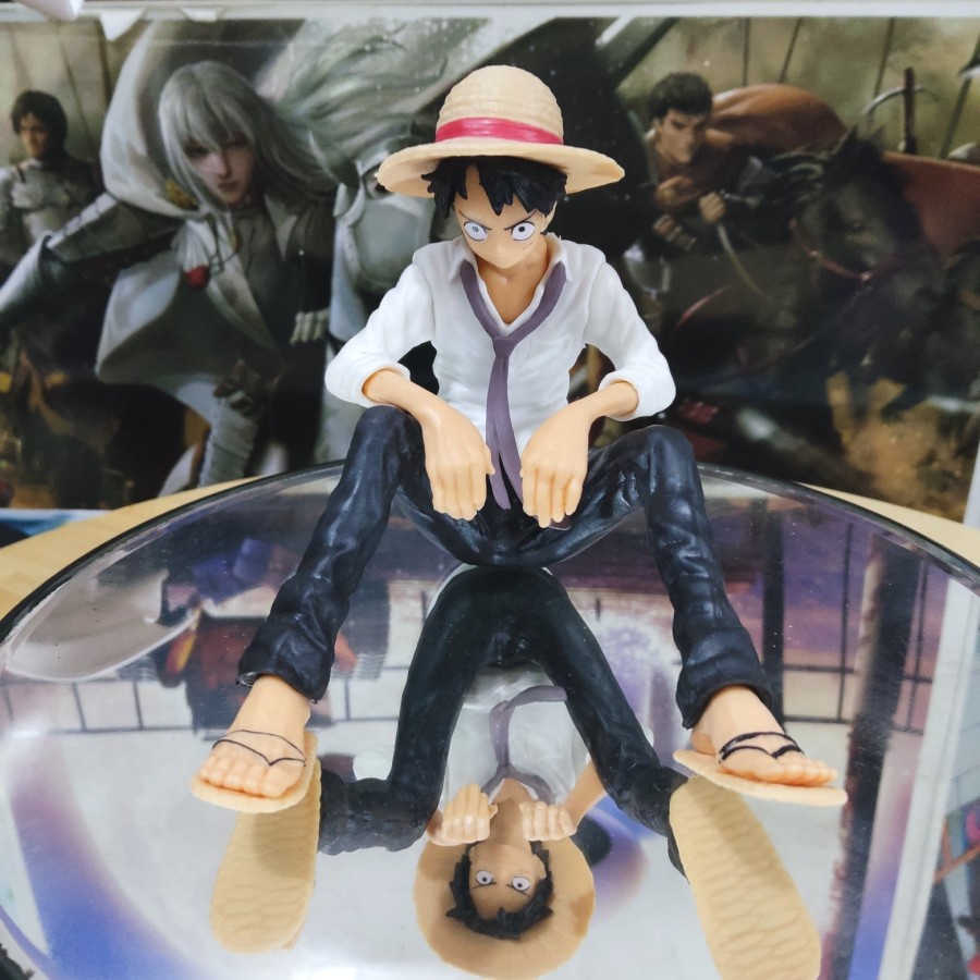 Jual ACTION FIGURE ONE PIECE MONKEY D LUFFY SITTING POSTURE VER. TOPPER ...