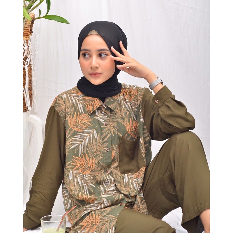 Jual Emeline Top Leafy ( only top) | Shopee Indonesia