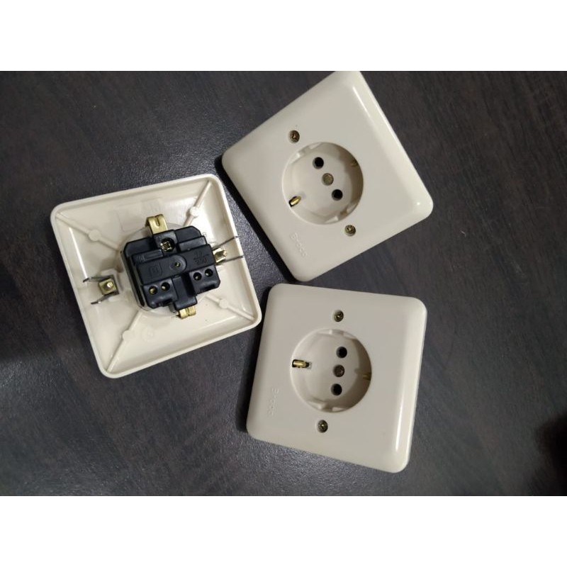 Jual Stop kontak ib broco 5511U/stop kontak tanam/stop kontak inbow ...