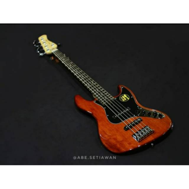 Jual Bass Sire V3 5 String 2nd Gen Mahogany Amber | Shopee Indonesia