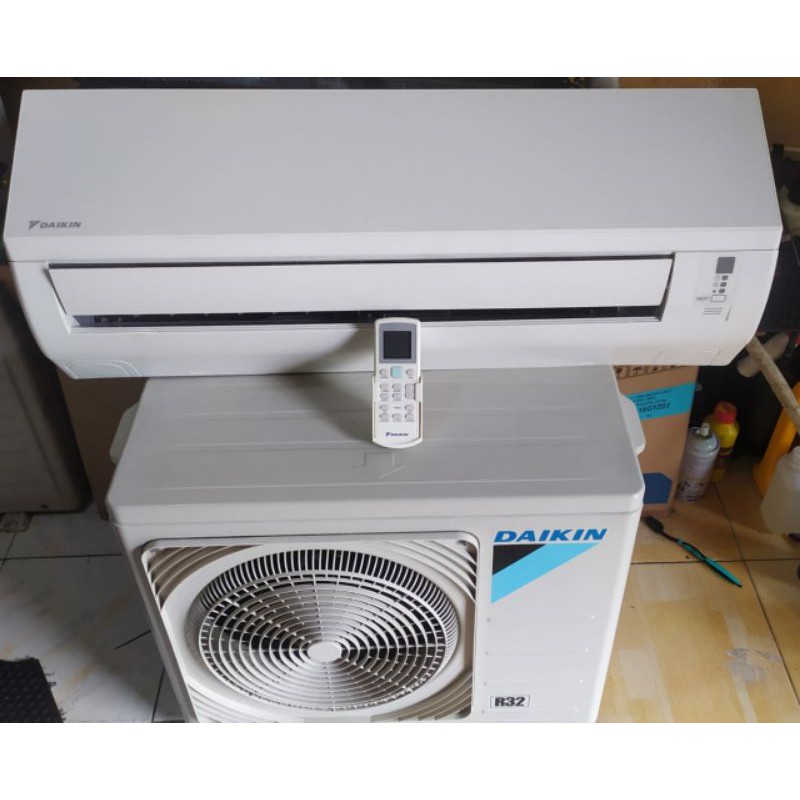 Jual Ac bekas Daikin 1/2 pk R32 | Shopee Indonesia