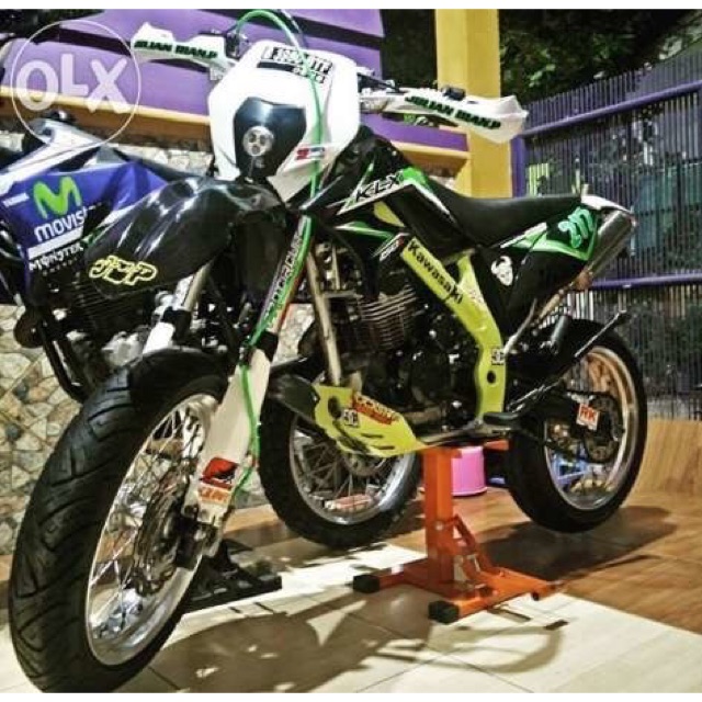 Jual Standar Paddock Motor Trail & Supermoto ( Jackstand ) | Jack Stand ...