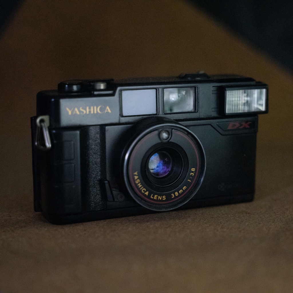 Jual YASHICA MF - 2 BLACK Flash ON LIKE NEW !! KAMERA FILM KAMERA ANALOG | Shopee Indonesia