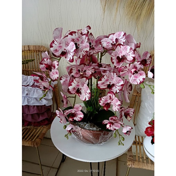 Jual rangkaian anggrek latex 4 tangkai vas batu/anggrek jumbo set vas ...