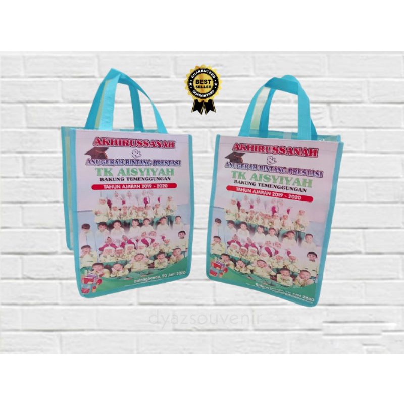 Jual Tas mika tas wisuda tas anniversary tas kelulusan tas bingkisan ...