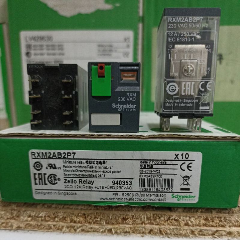 Jual Relay Schneider RXM2AB2P7 220V 12A | Shopee Indonesia