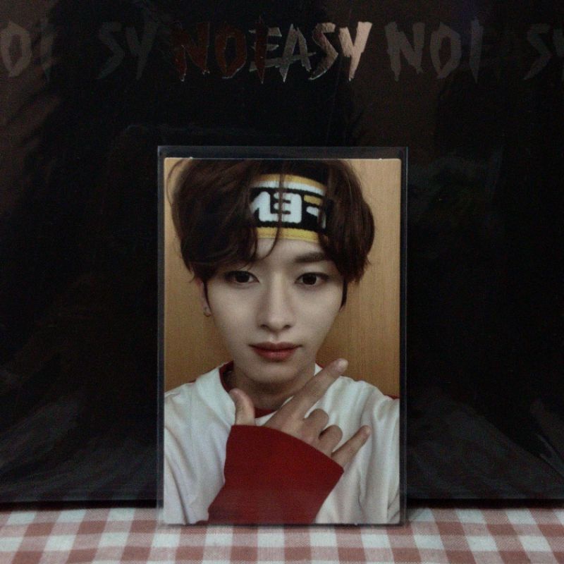 Jual photocard pc lee know go live | Shopee Indonesia
