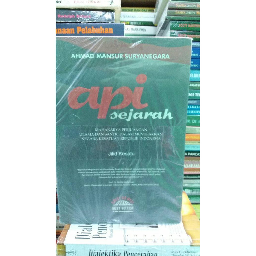 Jual Satu Set 2 Buku Api Sejarah Mahakarya Perjuangan Ulama Dan Santri ...