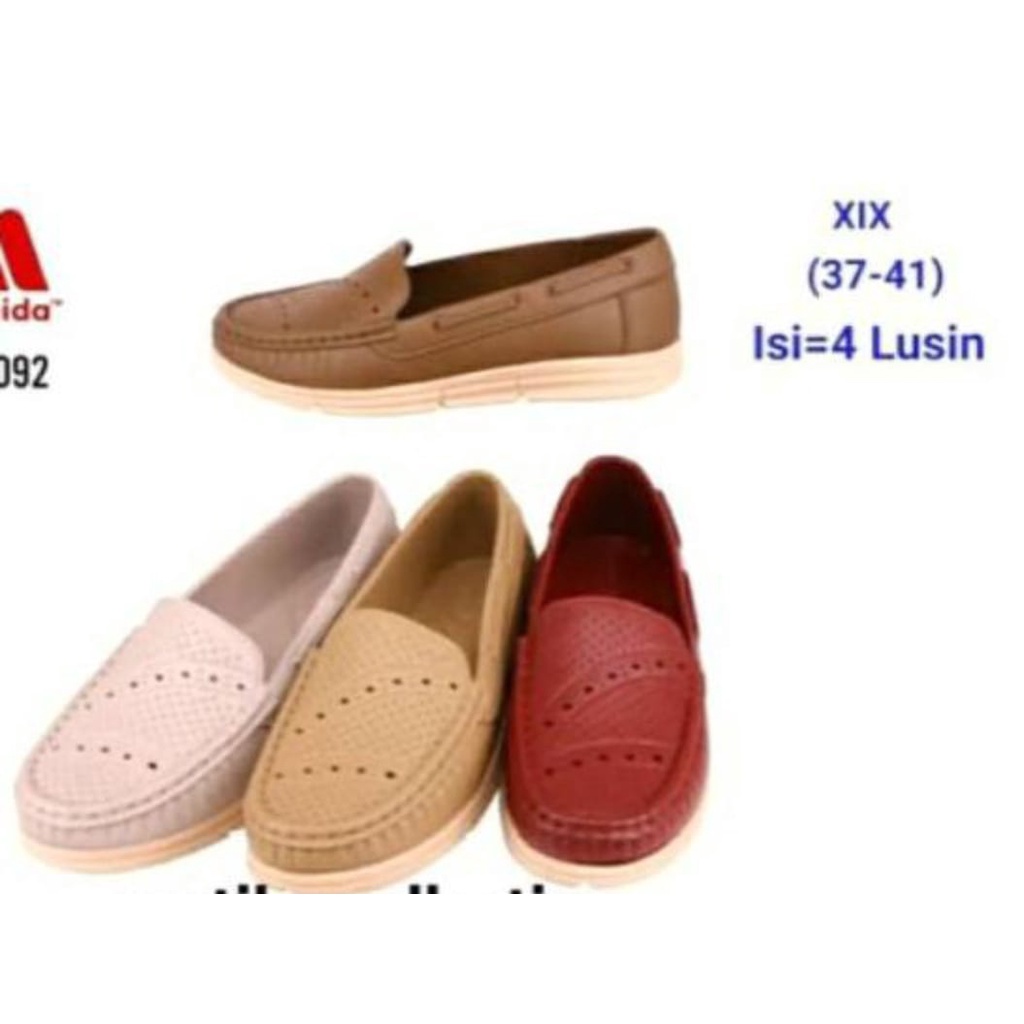 Jual Sepatu Wanita Yumeida 9092 / Sepatu Karet Wanita Anti Air Yumeida ...