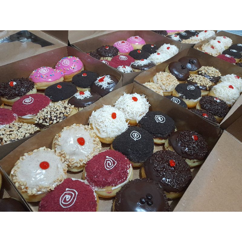 Jual Donat mini campur isi 12 (random) | Shopee Indonesia