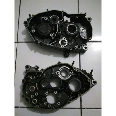 Jual Crankcase Kanan Kiri Suzuki RGR 150 Original Copotan | Shopee ...