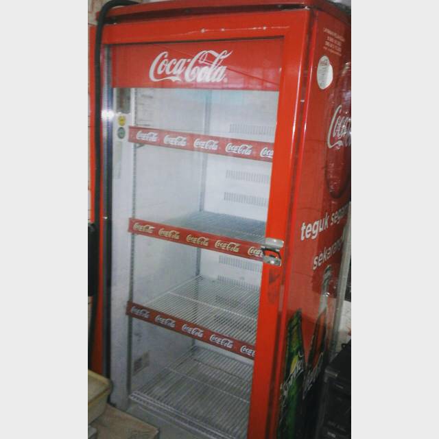 Jual Kulkas Showcase Minuman Coca-cola/ Showcase cooler (second ...