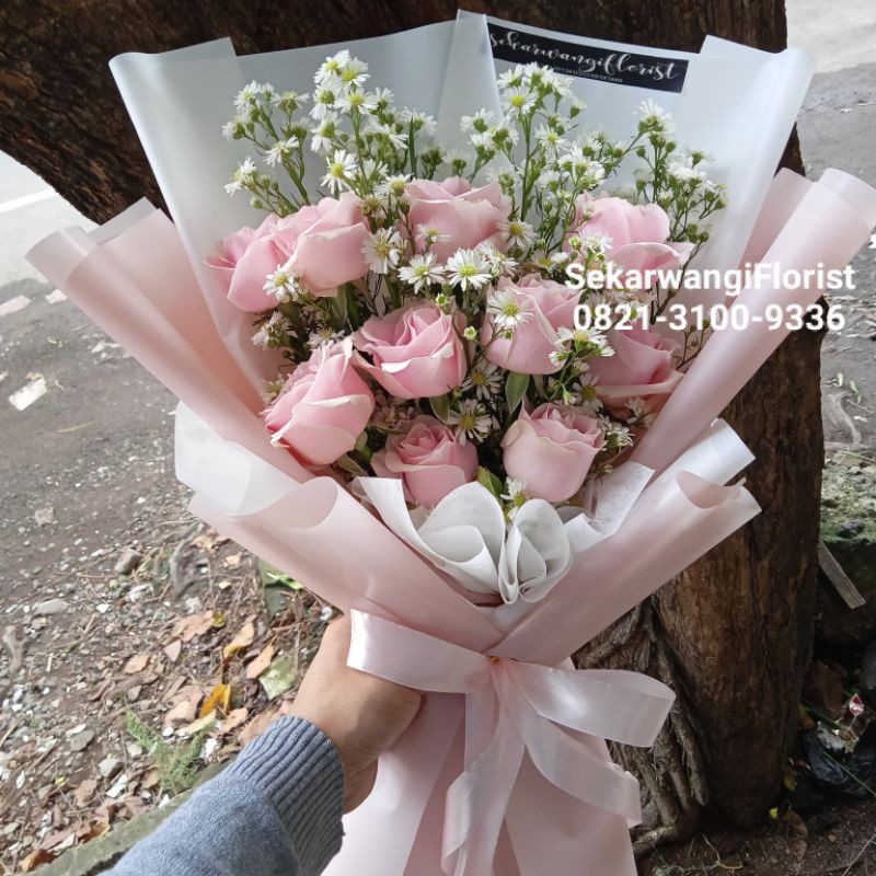 Jual bunga ulang tahun surabaya / bunga wisuda surabaya / bunga hari guru / bunga valentine ...